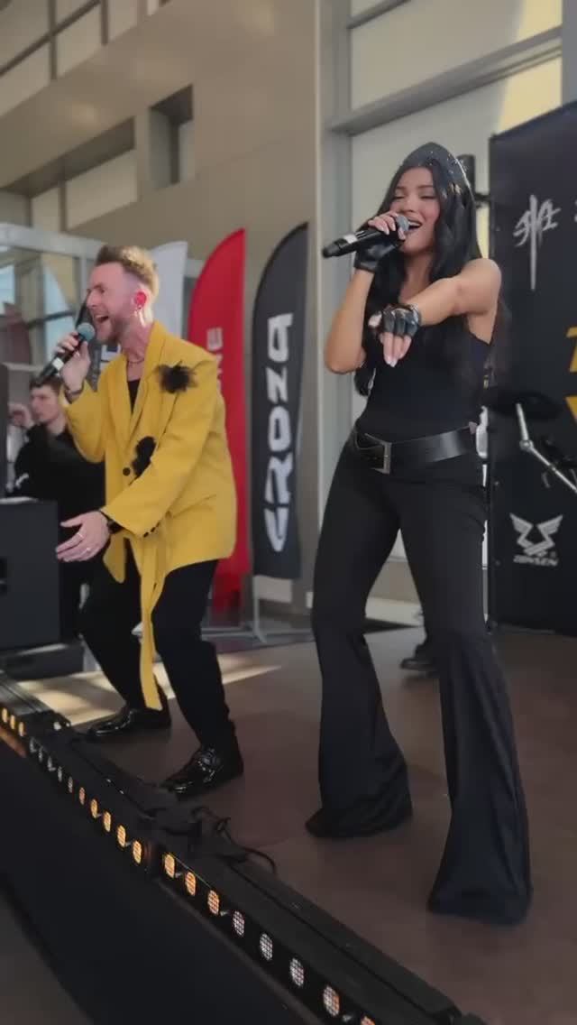 Все подарки разыграны, все довольны! 🎉
Спасибо всем за этот прекрасный день. Было круто! 🤘