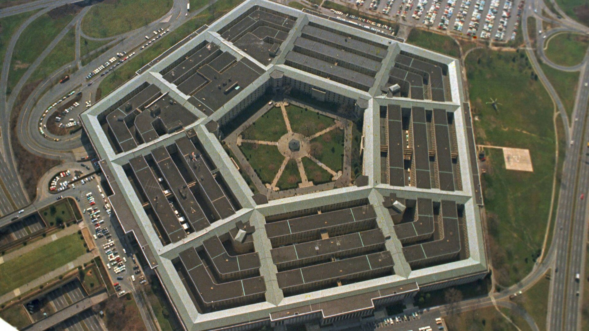 Пентагон и Голливуд в наши дни