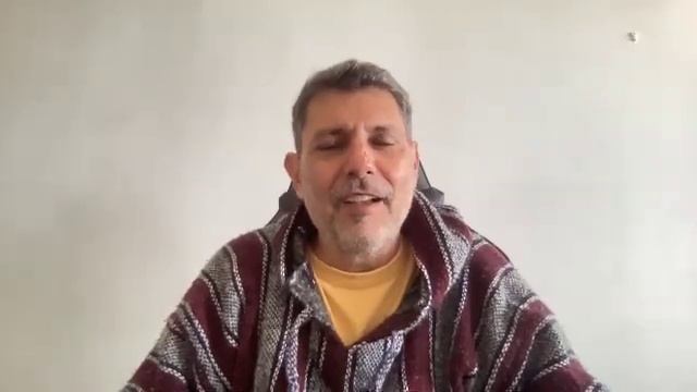 23-05-2025 Español - English - Russian