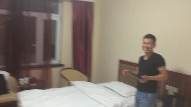 с Дамином Дамдиновым в гостинице Китая июль 2014