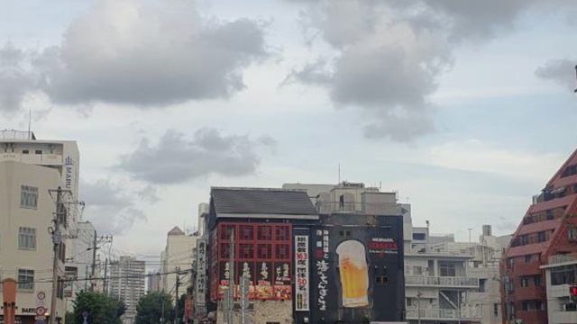 Гайд:Icecreсam Video Editor :Эффект перехода "Деформация" в коллаже прогулок по Окинаве.