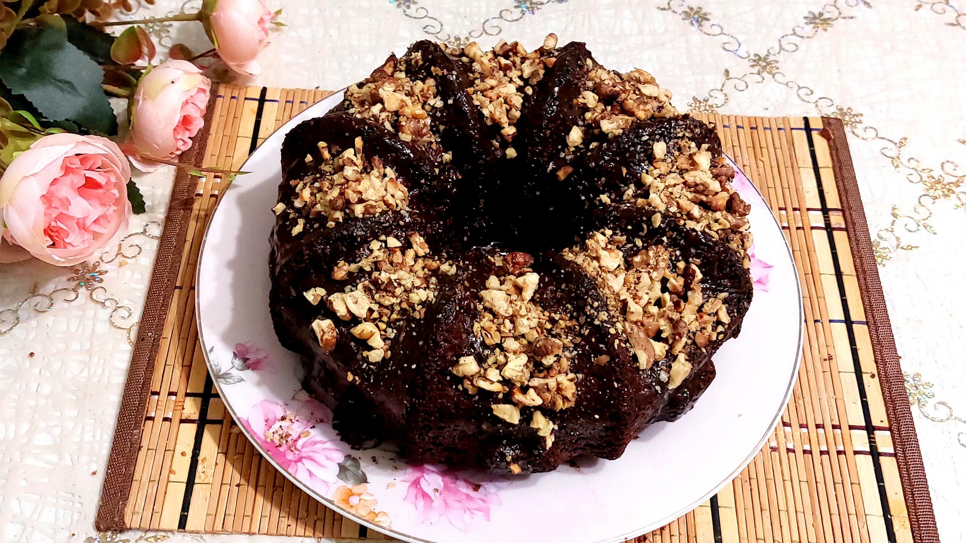 ШОКОЛАДНЫЙ ПИРОГ С ВАРЕНЬЕМ,НУ ОЧЕНЬ ВКУСНЫЙ!😋👍