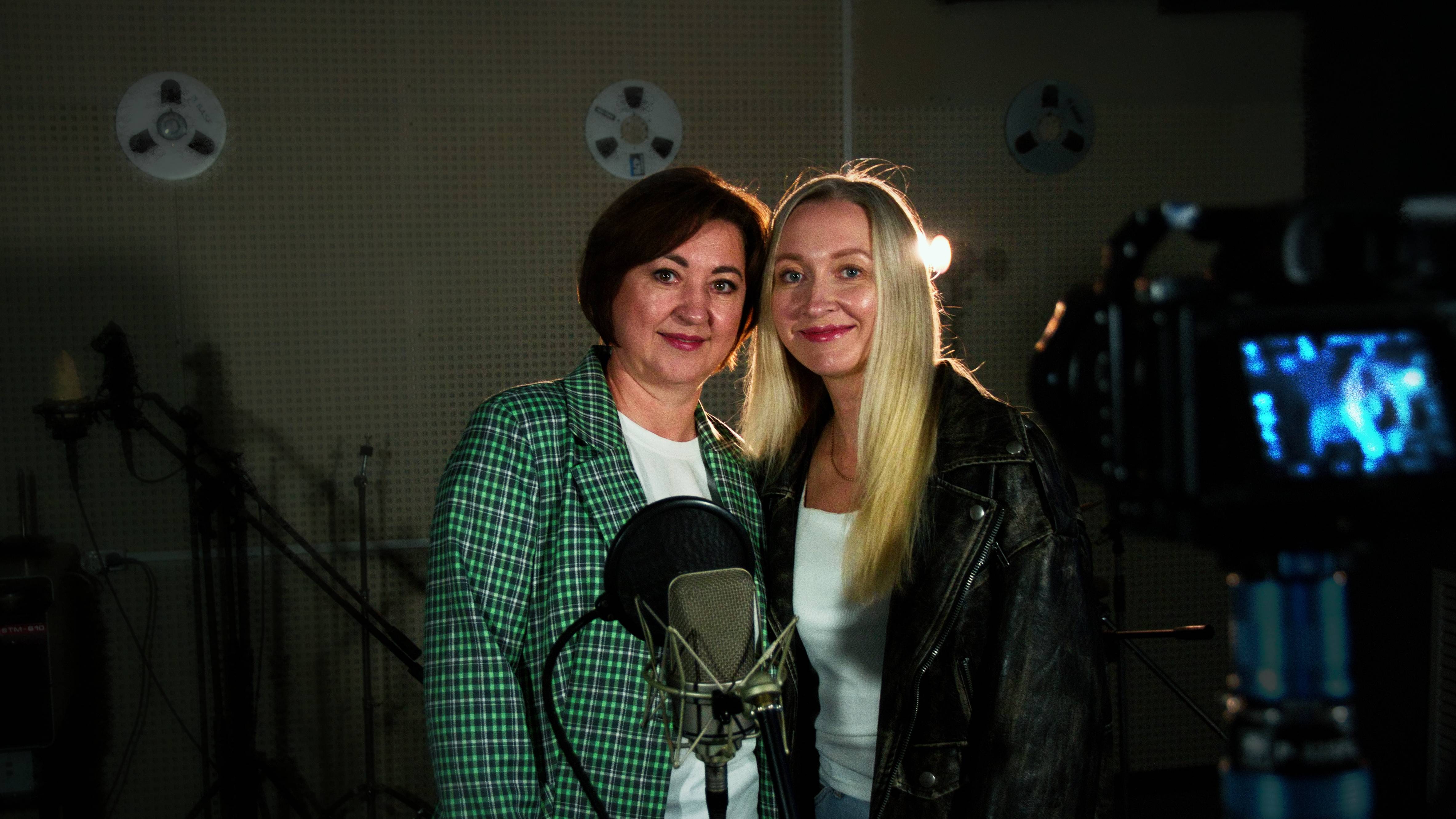 Песня от родителей на выпускной. Звук IN/OUT Records.