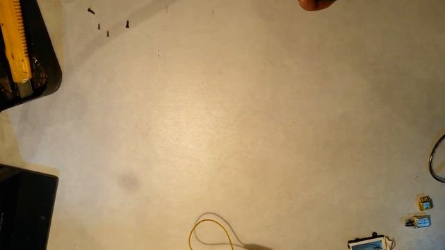 Блютуз наушники не включаются, обычно причина именно в этом , работают в два раза дольше.