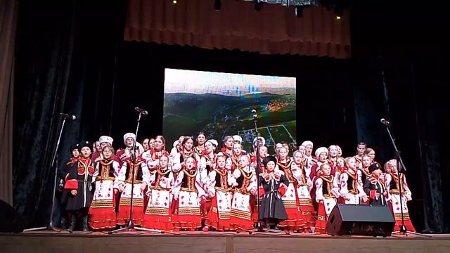 "Что нам жить - не тужить": ансамбль "Соловейко" (г. Анапа, 23.05.2025)