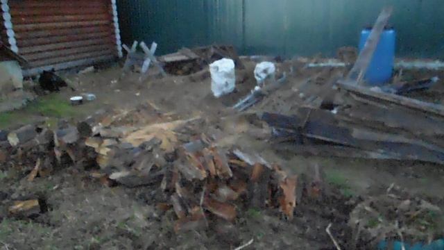 НеуДачное первое видео с дачи из-за качества и без вырезанных кадров :-)