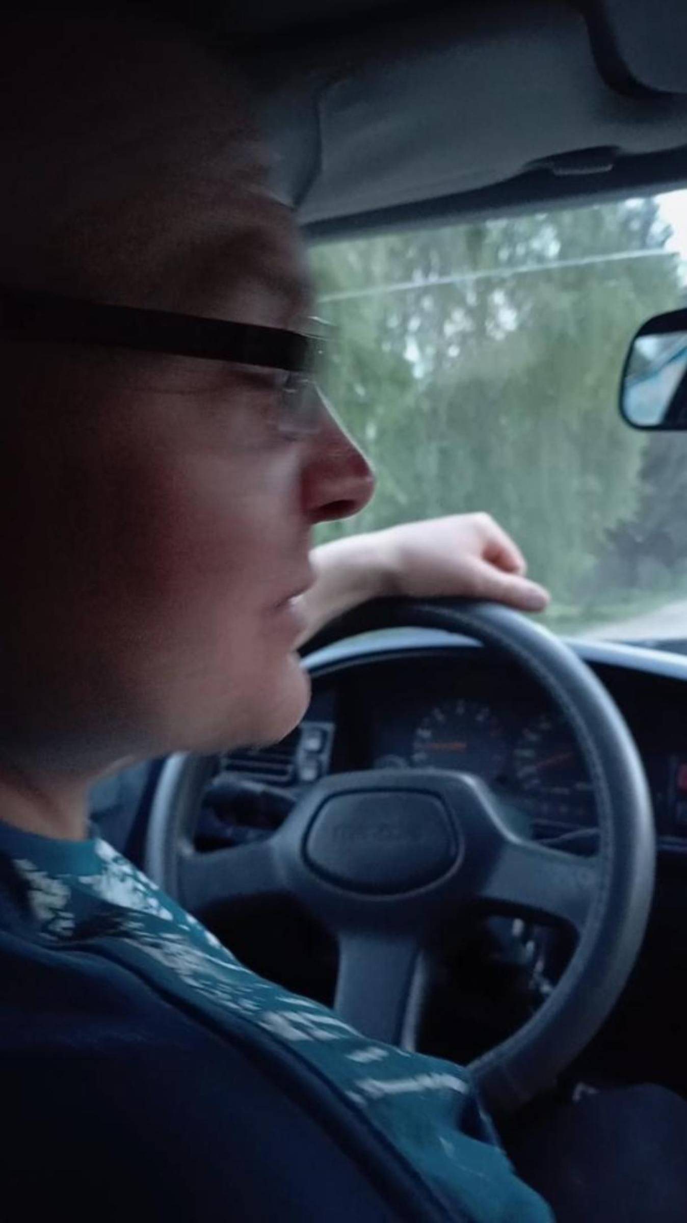 Куда пропал. Почему нет нового видео.