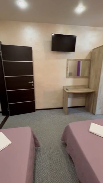 Стандарт 4-5 человек с зоной для приготовления еды. 1й этаж