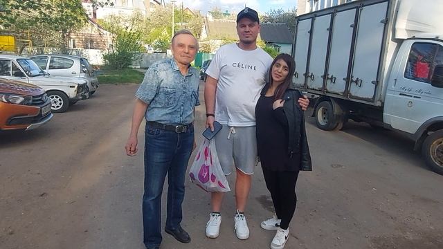 Москвичи в Смоленске.