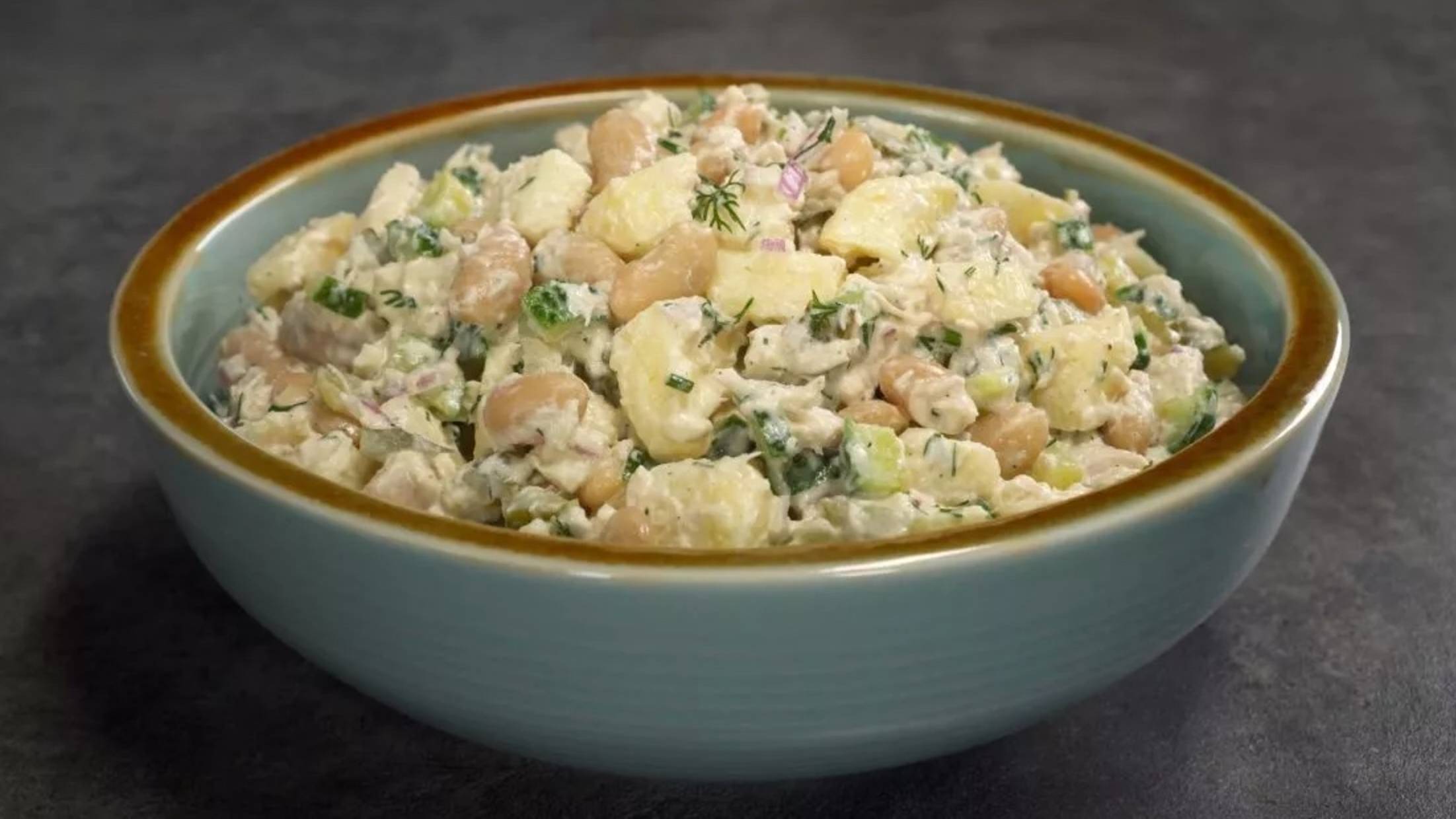 Вкусный САЛАТ С КУРИЦЕЙ, ФАСОЛЬЮ И ОГУРЦАМИ за 30 минут. Рецепт от Всегда Вкусно!