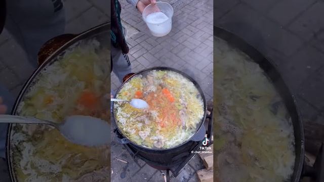Домашняя лапша с индейкой и уткой в казане
