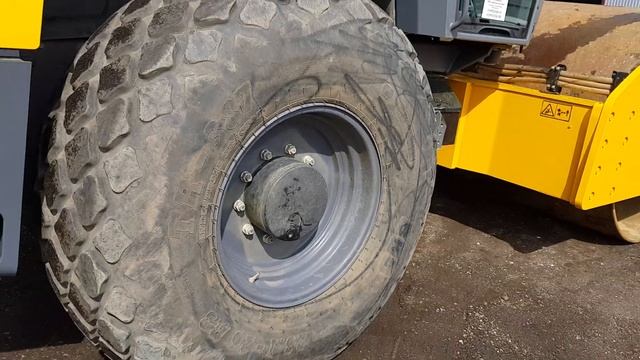 Аренда грунтового катка Dynapac CA 2800