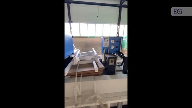 Станок для резки алюминиевого профиля с ЧПУ, модели 550 CNC-3a-1s