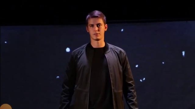 Горячая линия. Выдержки из спектакля про психологов