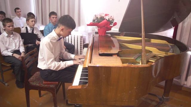 02 Виталий Мокрушин, Танцующий скрипач, преп. Скопенко И.В.