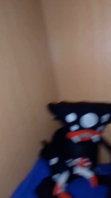 Миша снимает видео и в королевство идет армия черно черных