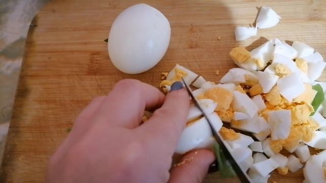 Салат с листьями