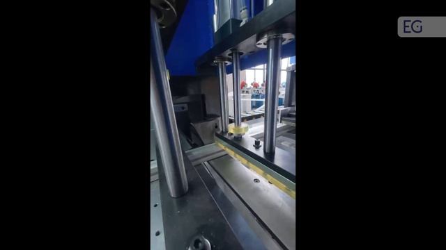 Станок для резки алюминиевого профиля с ЧПУ, модели 550 CNC-3a-1s