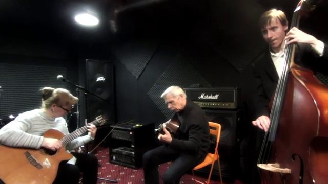 трио GuitarLady - Samba WOW (  живое на студии 2018)