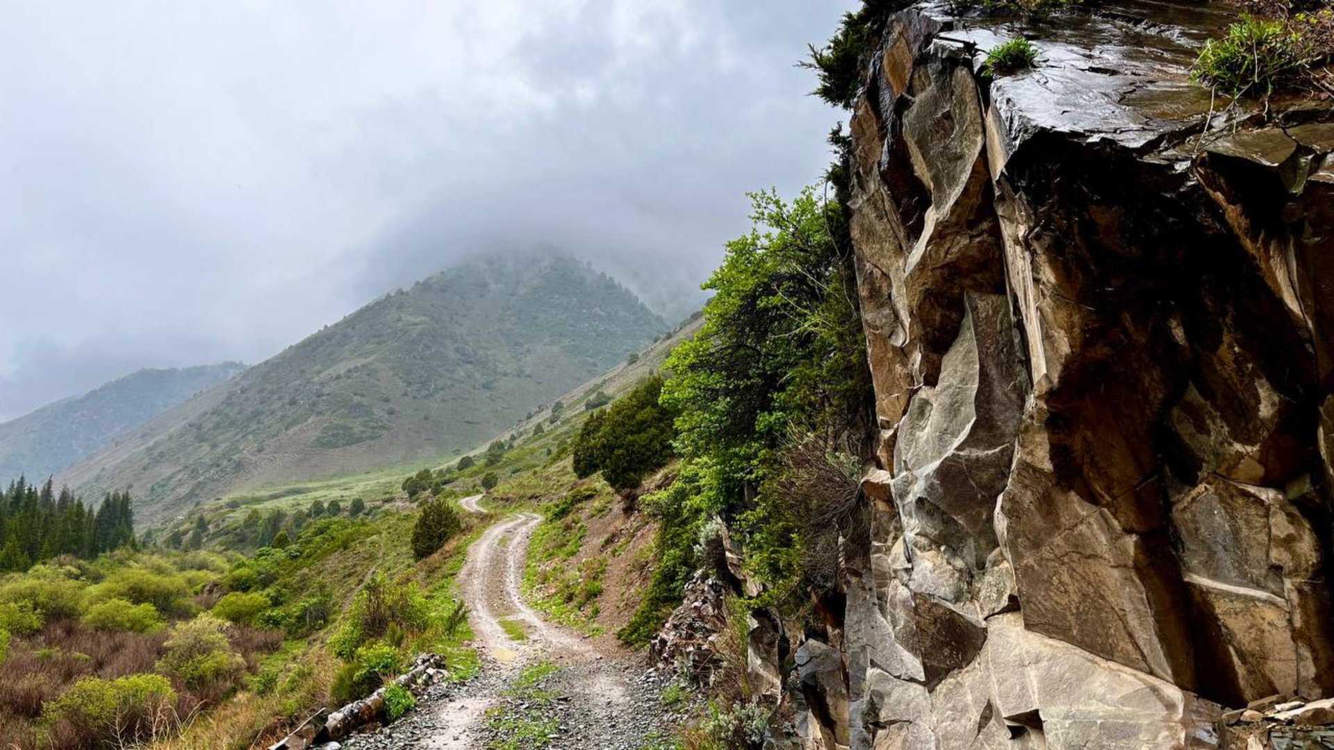 Ущелье Шамси. Кыргызстан 🇰🇬 Гид Антропкин Юрий