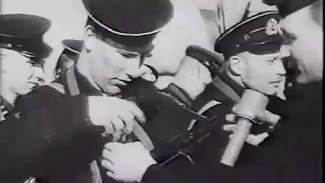 «Поклонимся великим тем годам». Октоих и Артем Романов