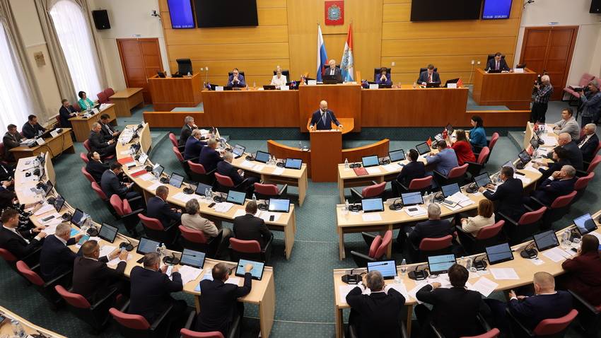 Принято единогласно