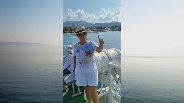 Морское путешествие на теплоходе Сочи 14 .