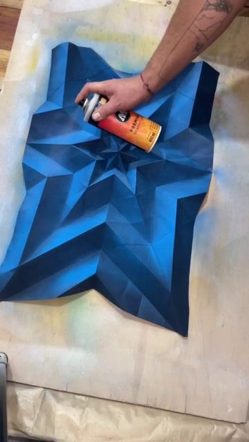 Бумагопластика и аэрозоль