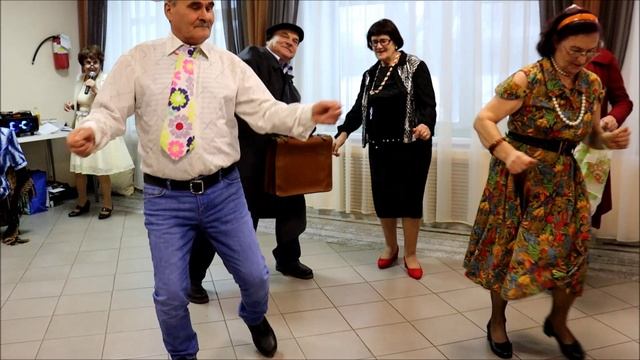 Ретро-подиум-стиль "Стиляги"