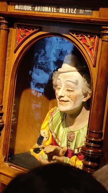 2025.05.21 Москва. Музей «Собрание». Клоун-автоматон