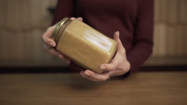 Северный бортевой мёд в стекле