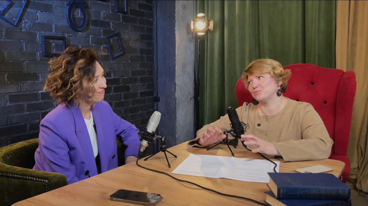 Подкаст «PROЯвись» Наталия Сабитова и Нани Ева | «proЗвук» | Психология фальшивых нот и не только