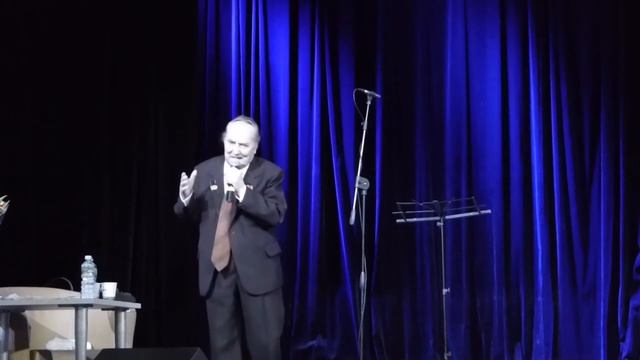 Василий Леонов "Отзвенело лето золотое"