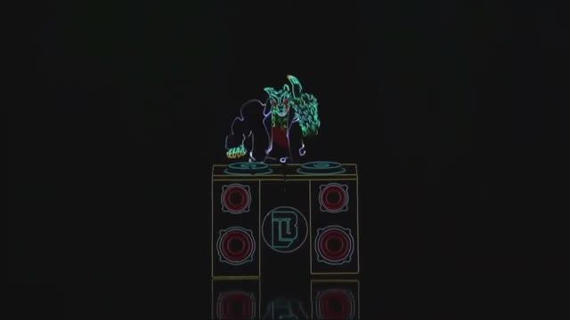 Светящиеся танцы -2 (световое шоу)