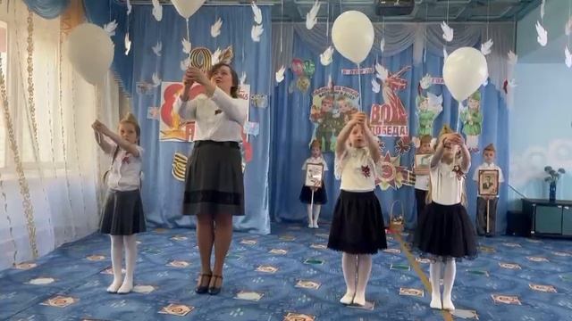 21782_9 „Музыкальная композиция «Белые шарики» “ Подготовительная группа