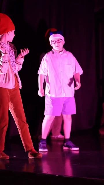 В прошлый понедельник в школе состоялась яркая премьера!