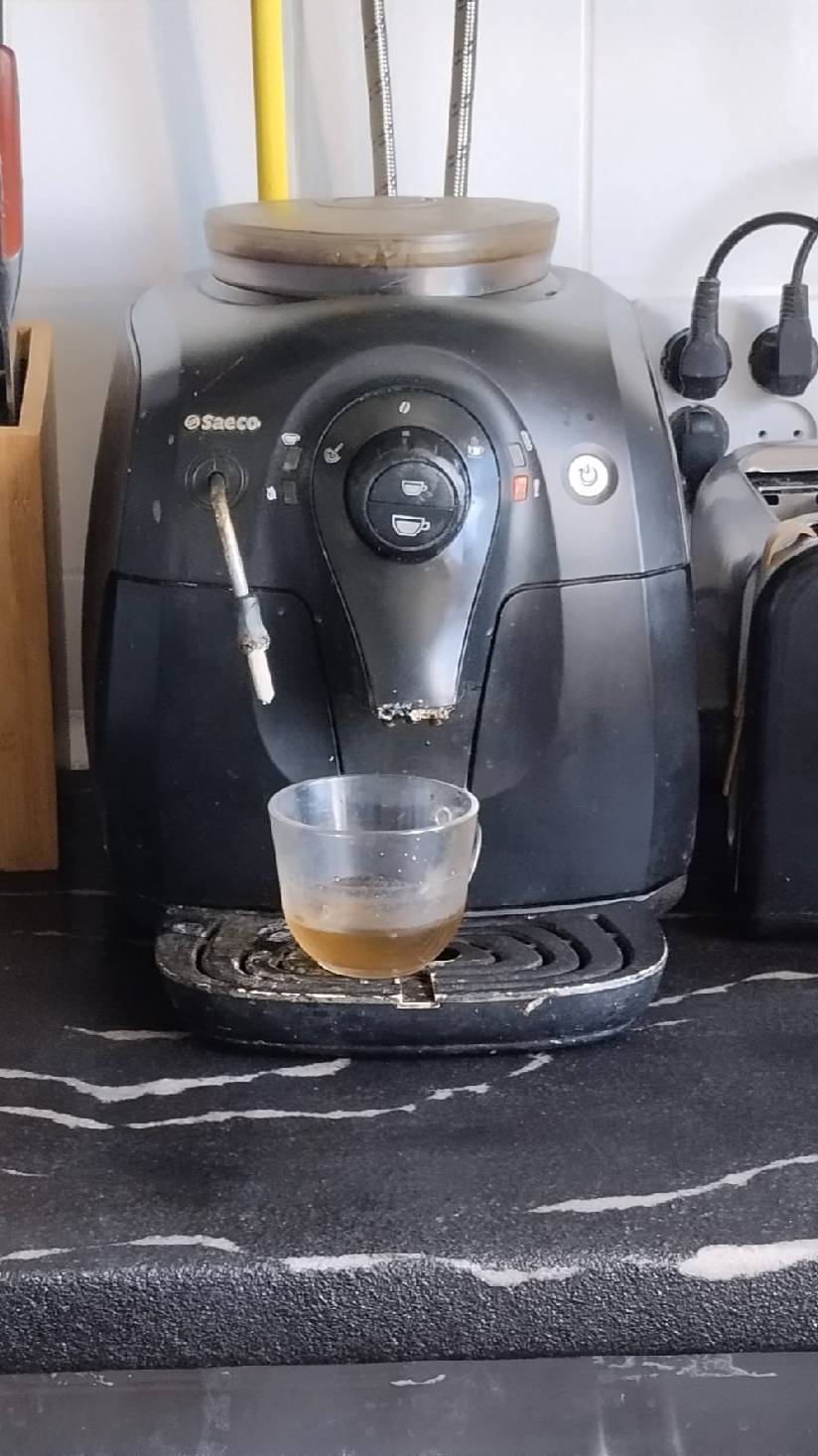 Джонни, сделай мне монтаж.