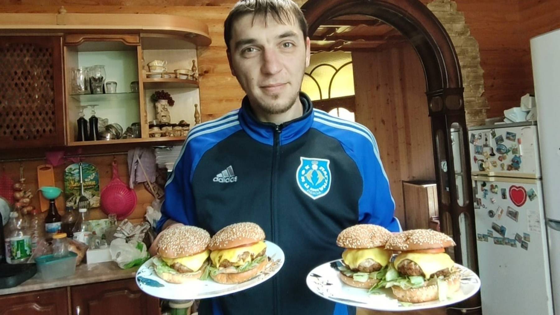 28 мая - день гамбургера, вкусные гамбургеры, новый шедевр Алексея