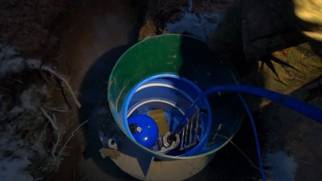 Обустройство скважины пластиковым кессоном с якорением