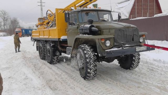 Буровики помощь на дороге