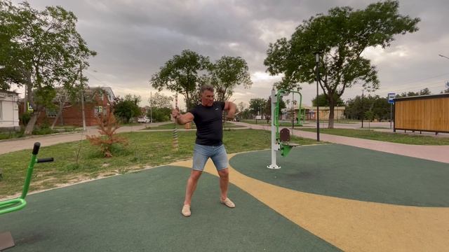 Нунчаки комбинации с рассинхронизацией рук