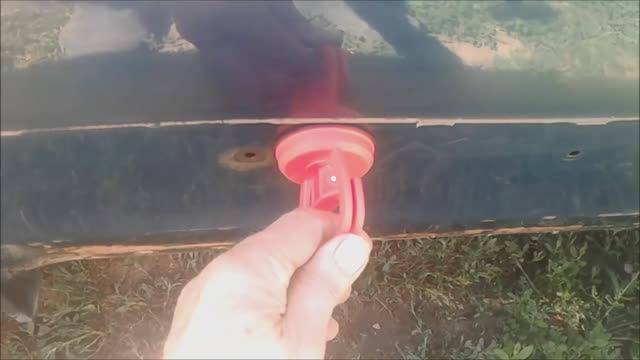 Вакуумная присоска для устранения вмятин.