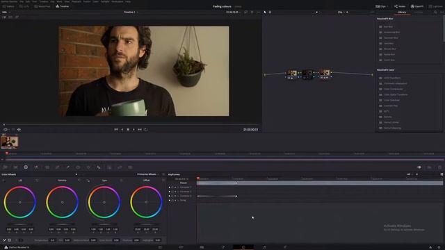 124. How to fade between colours in Davinci Resolve