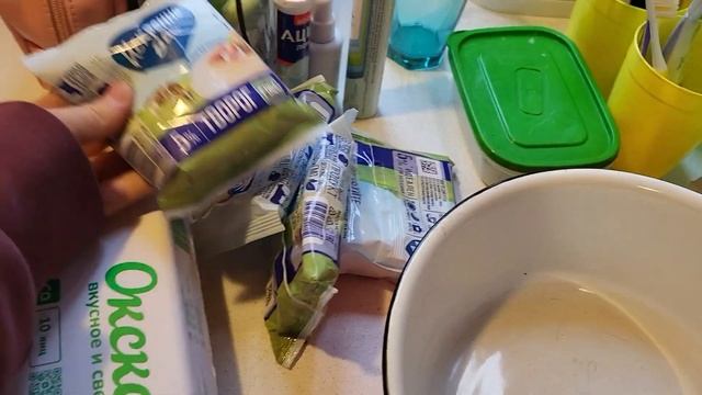 Выехали с детьми на летнюю дачу осенью