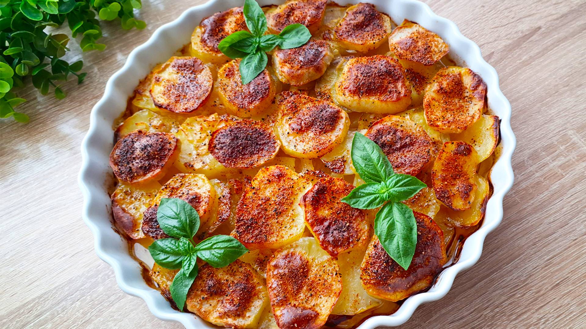 Наивкуснейшая запеченная картошка! Идеальный рецепт для всей семьи 🔥 Просто и вкусно !