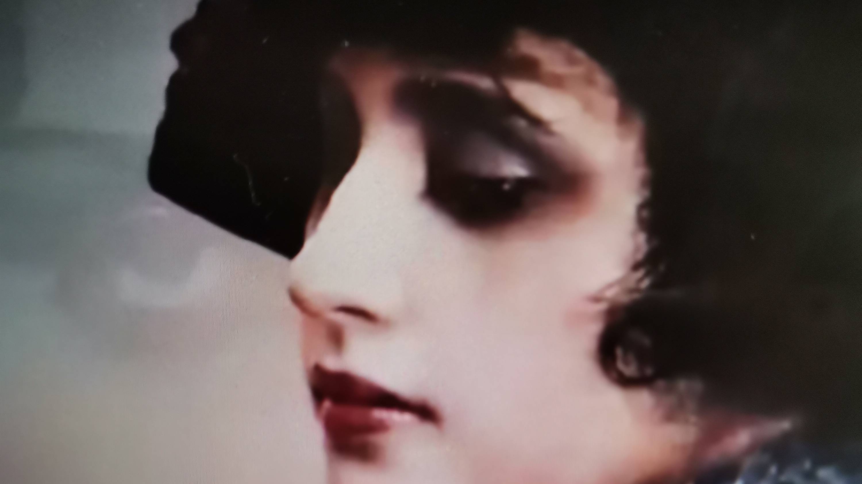 Никого теперь не жаль