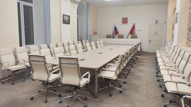 Мебель для переговорных и конференц-зон SUMMIT в проекте партнёра