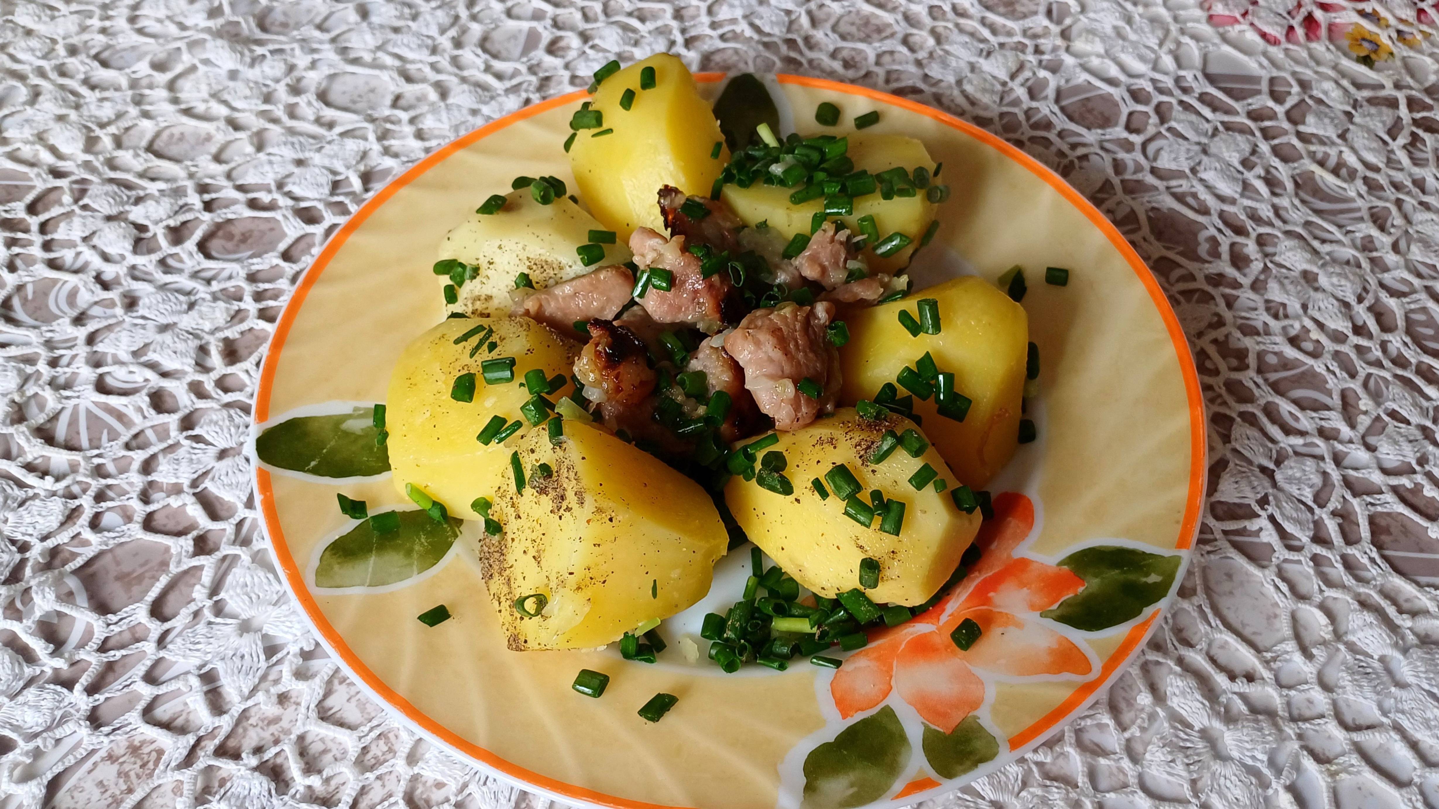 НУ очень БЮДЖЕТНОЕ блюдо!!!! Картошка с МЯСОМ!!!!