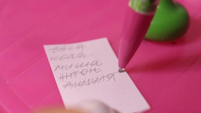 Приютили бомжа - Куклы Мама Барби