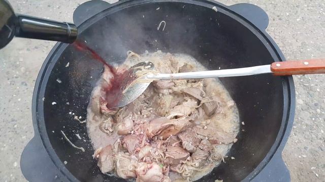 ПЕЧЁНКА, СЕРДЦЕ, ПОЧКИ МОЛОДОГО ЯГНЁНКА В КАЗАНЕ НА КОСТРЕ